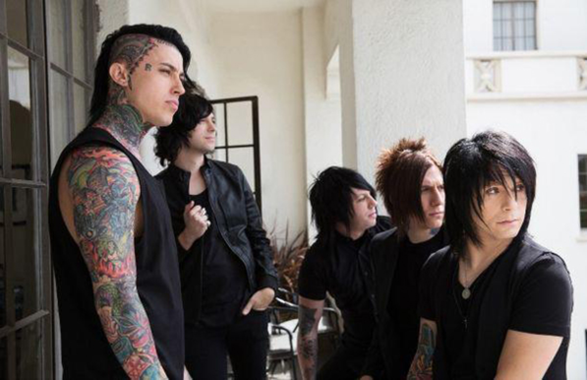 Ronnie Radke（現FALLING IN REVERSE、元ESCAPE THE FATE ）、ソロ名義で新曲の音源を2曲公開 ...