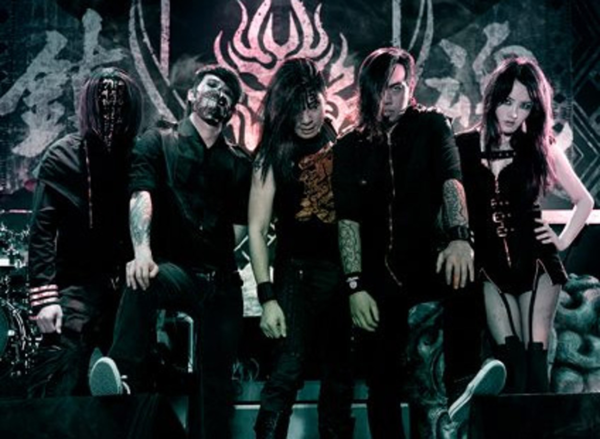 台湾のブラックメタル・バンドCHTHONIC、ARCH ENEMYらとともに来週よりヨーロッパツアー敢行！ツアーを前にDorisのメッセージも ...