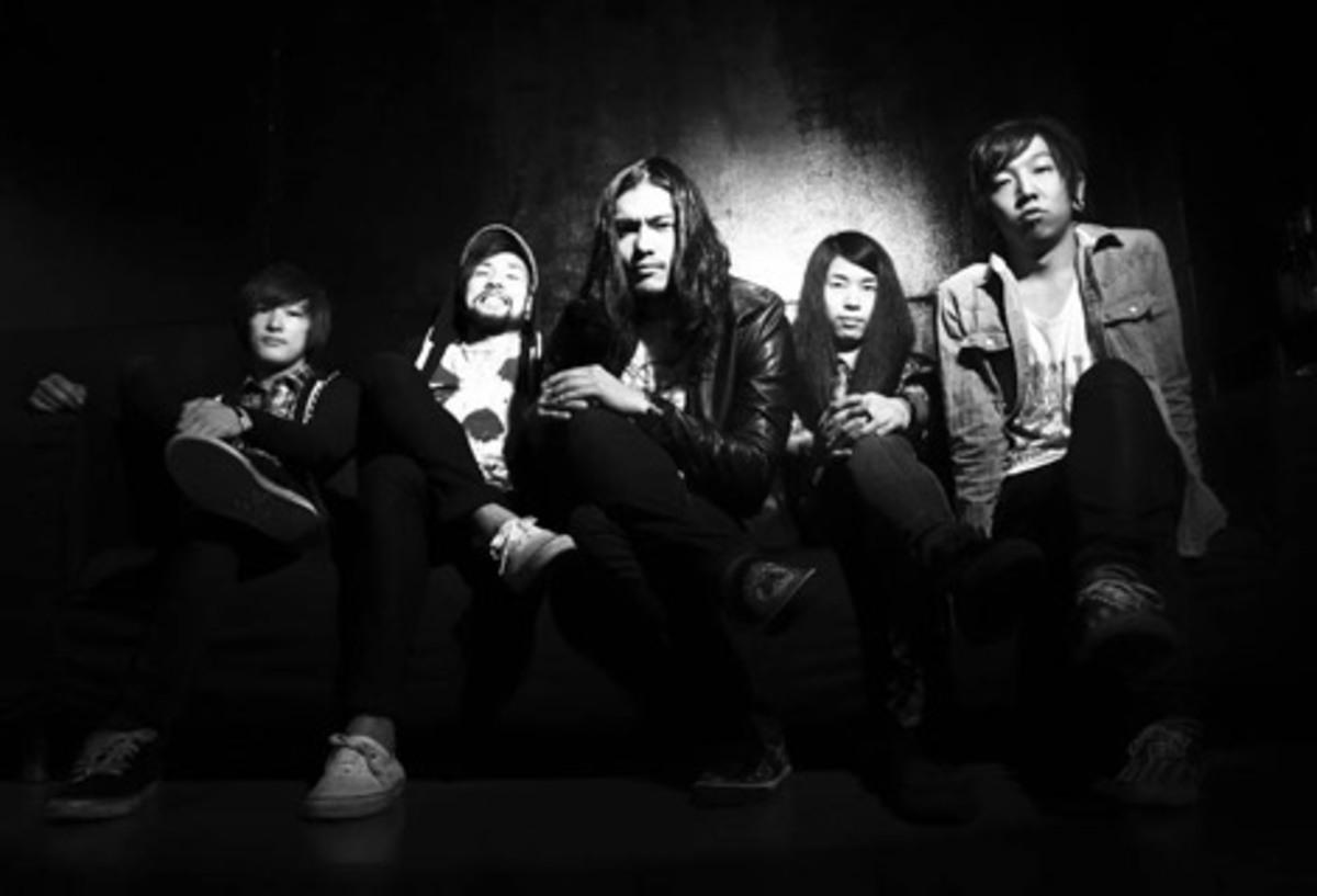 HER NAME IN BLOOD、新曲「We Refuse」のティーザーとアジア・ツアー時のビデオを公開！さらにオフィシャルHPをオープン ...