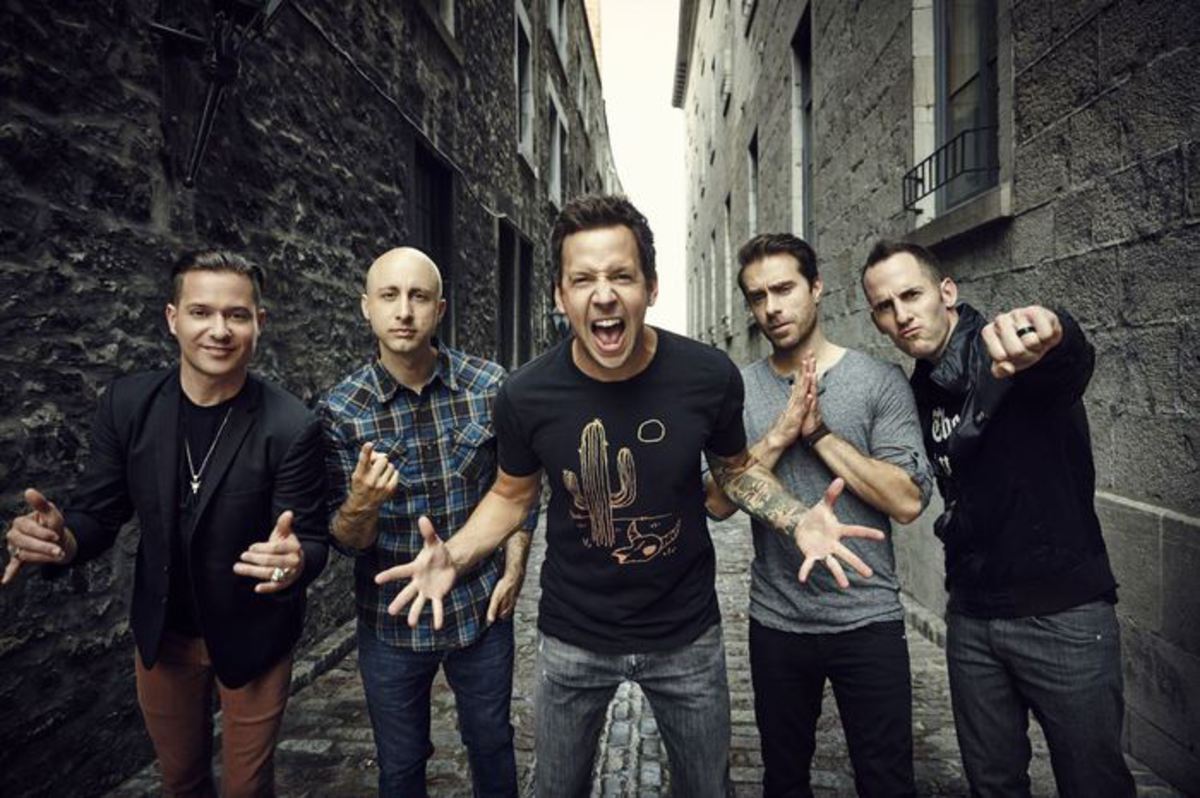 SIMPLE PLAN、最新アルバム『Taking One For The Team』より「Perfectly Perfect」のリリック ...