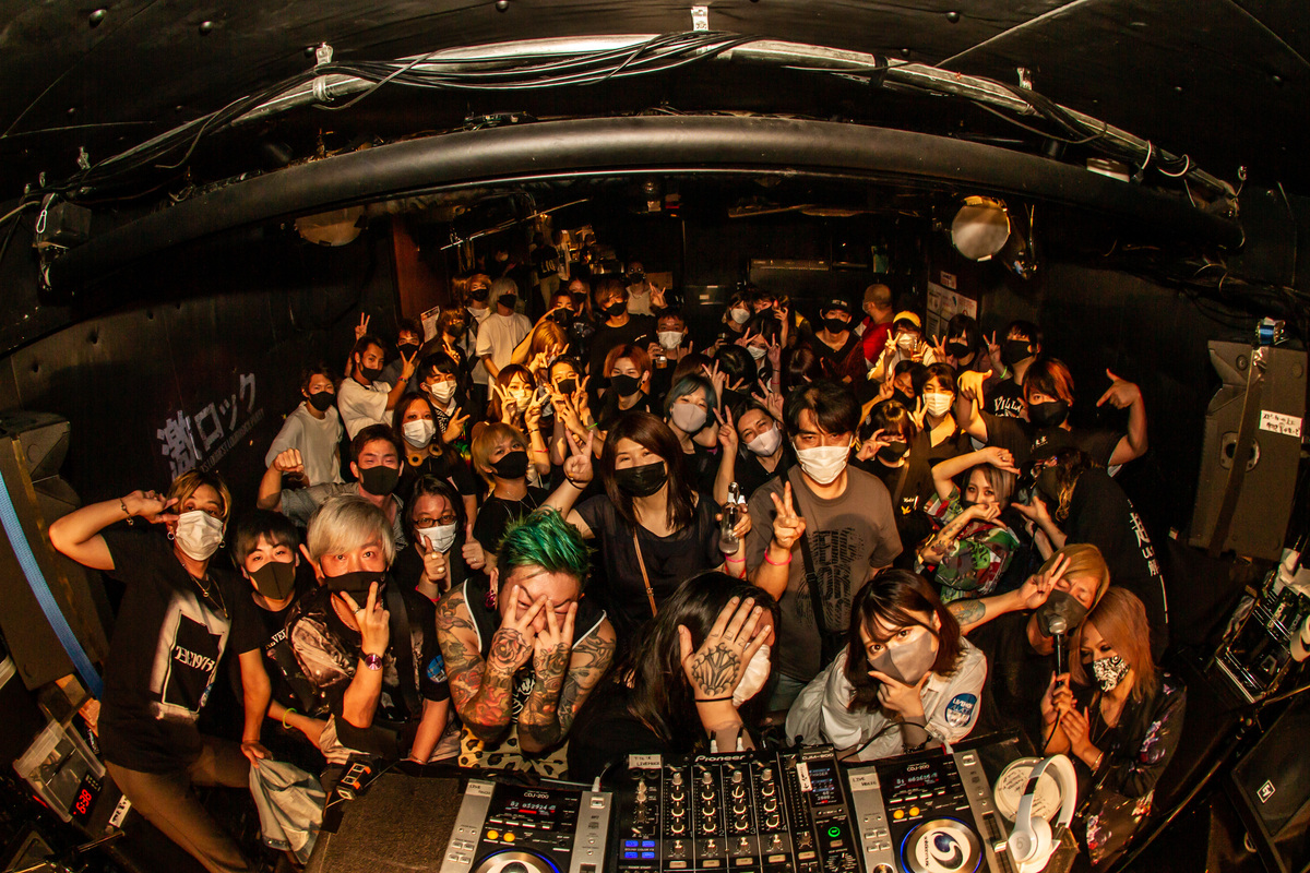 7/10（土）東京激ロックDJパーティー×LIVEHOLIC 6周年記念＠下北沢LIVEHOLIC＆ROCKAHOLICのレポート第2弾を公開！次回開催も乞うご期待！ | 激ロック ニュース