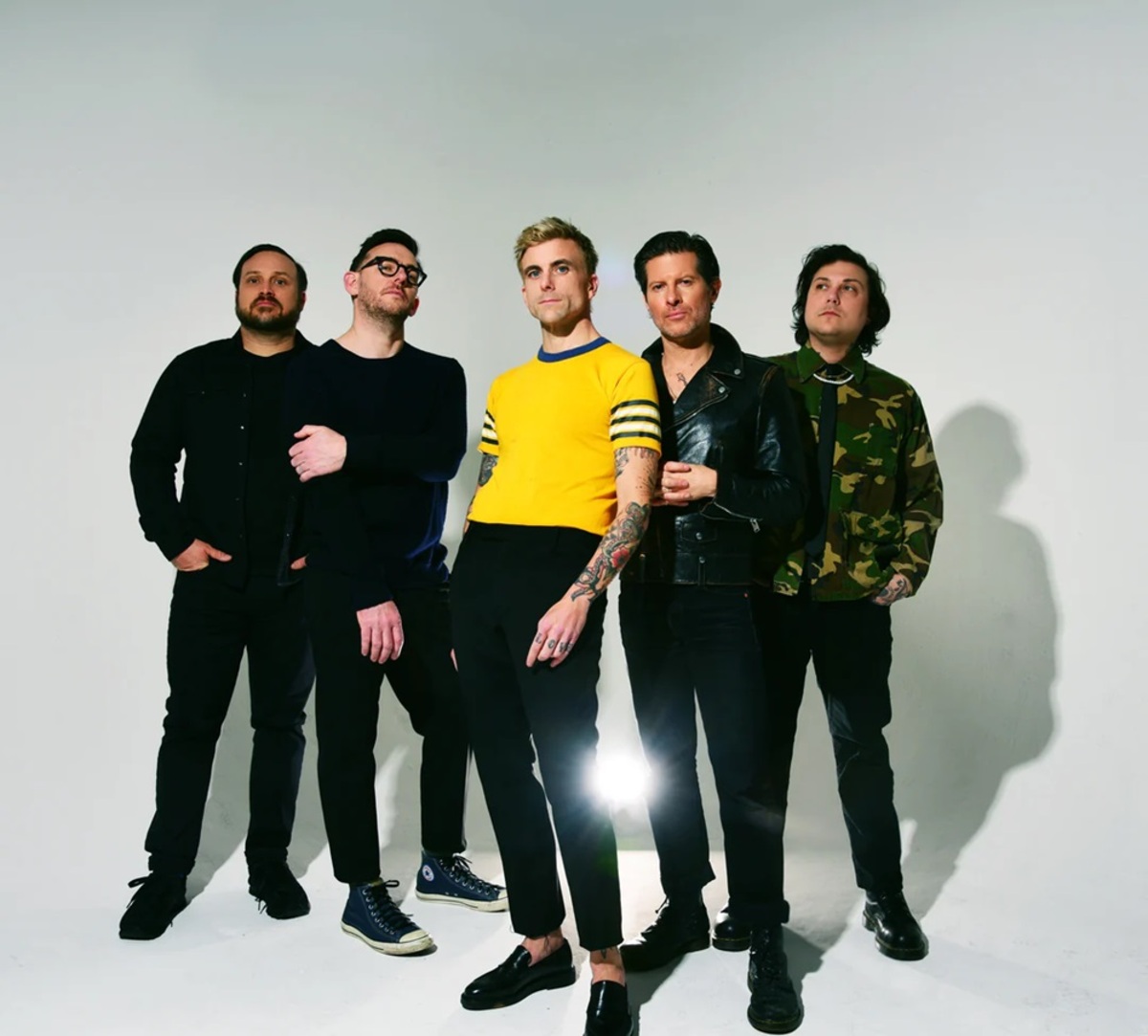 L.S. DUNES、1/31リリースの2ndアルバムより表題曲「Violet」MV公開！ | 激ロック ニュース