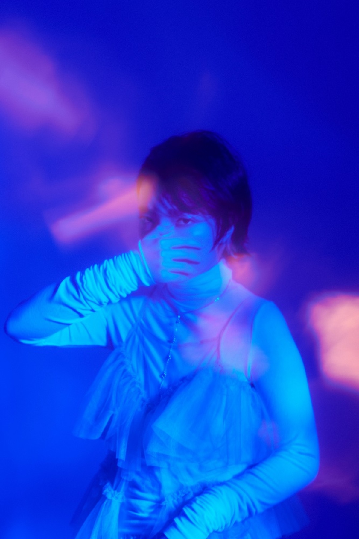 mzsrz、理想と現実の狭間で揺れる"夜の独白"歌ったシングル「夜迷言」配信スタート！作詞＆作編曲はサウンド・クリエイター／ボカロP tepe！ | 激ロック ニュース